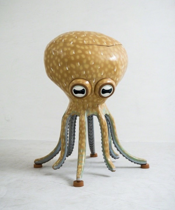 Great Art Stays With You Even After You Die—The Fantasy Coffins of ...