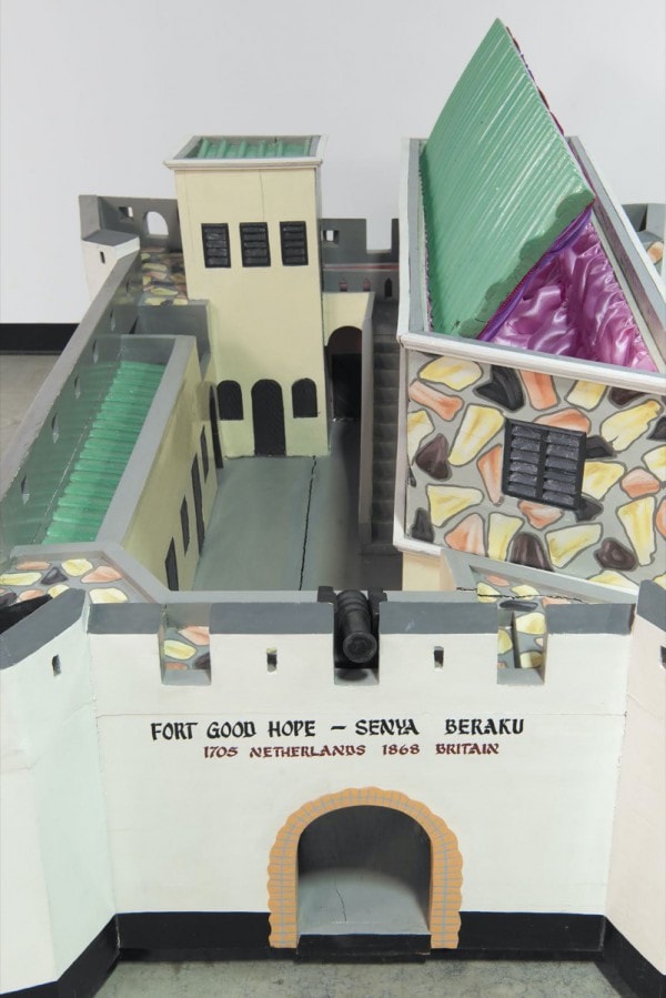 Great Art Stays With You Even After You Die—The Fantasy Coffins of ...